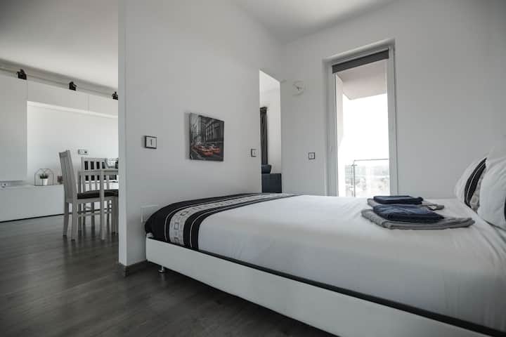 Chic 1 Bed Apartment (Ac And Underground Parking) - Cluj-Napoca