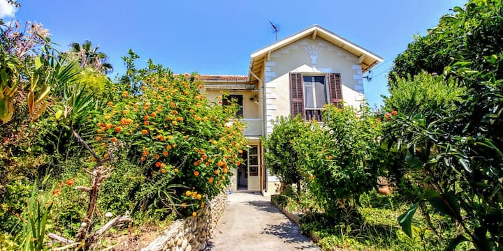 Authentique Maison Niçoise Avec Jardin, Proche Mer - Cagnes-sur-Mer