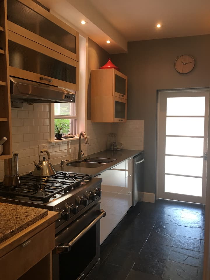 Cosy Private Room In House - Toronto