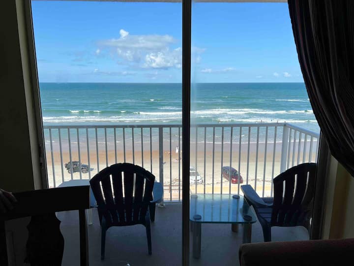 Daytona Oceanfront Condo-indoor/out Pool Beach - Daytona Beach, FL