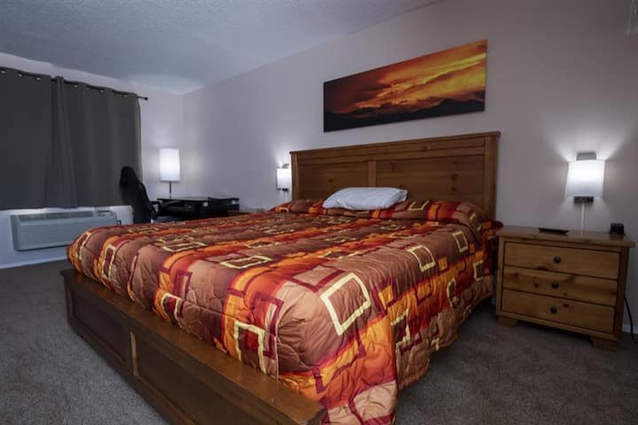 King 420 Friendly Room - Trinidad, CO