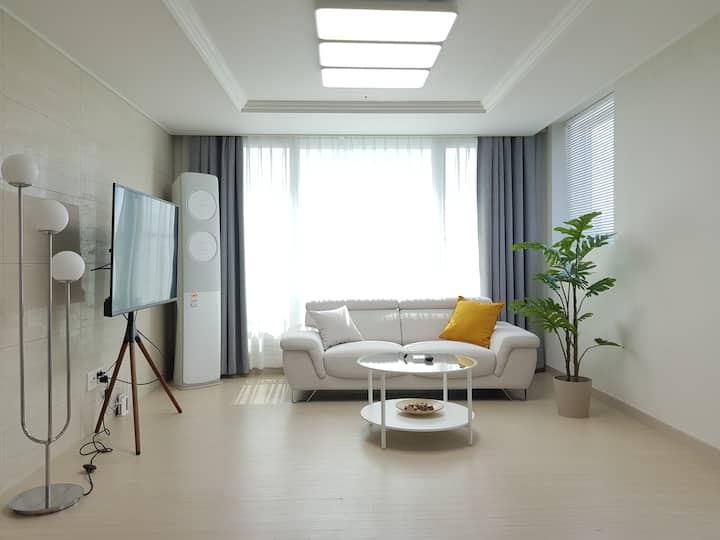 02테라스가있는집(new Apt. 3room 2bath) Designer's House - 송탄동