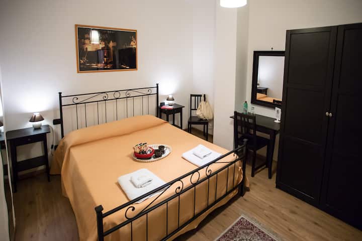 Double Room In B&b Villa Adriana - Tívoli