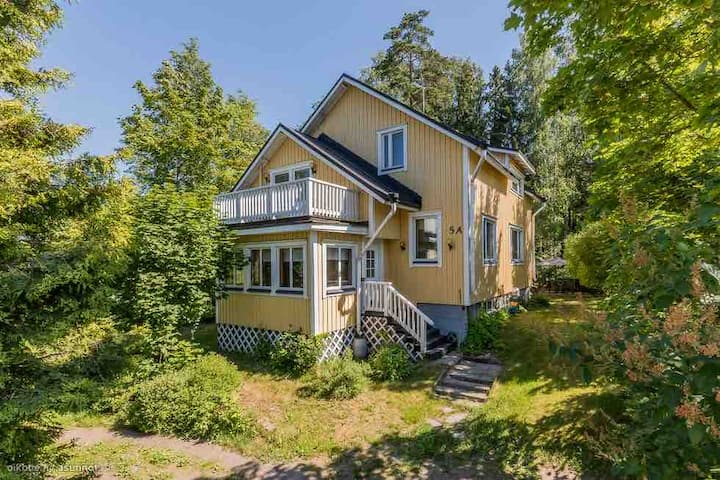 Tilava Omakotitalo Lähellä Lentokenttää - Kerava