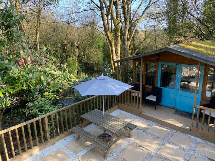 Cabin Nestled In 1 Acre Woodland Garden, F/parking - St Agnes