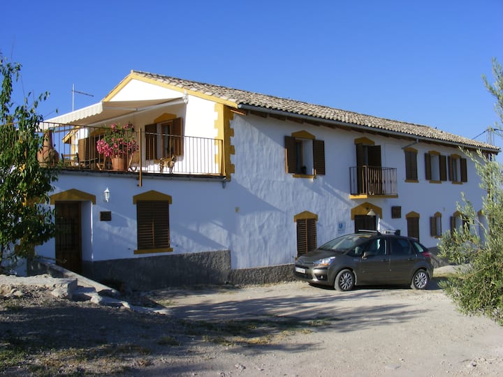 El Olivo, Cortijo Los Abedules - Santo Tomé