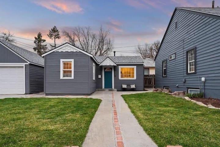 ⭐️Steps From The Train Depot⭐️ 1 Bd Guest House - Boise, ID