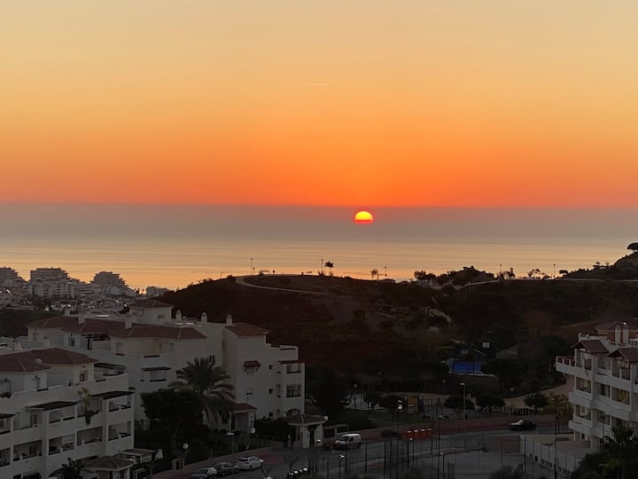 Casakarma. A Nice Apartment With Stunning Views. - Benalmádena