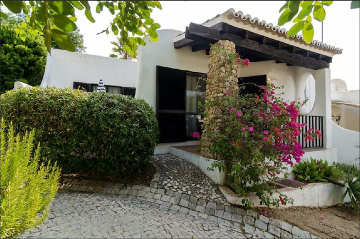 Fantastic 2 Bedroom Villa, Wifi, Private Terraces - Carvoeiro