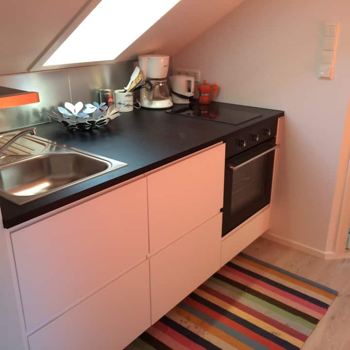 Cozy, Central Loft Close To Ulriken. Free Parking - Bergen Airport (BGO)