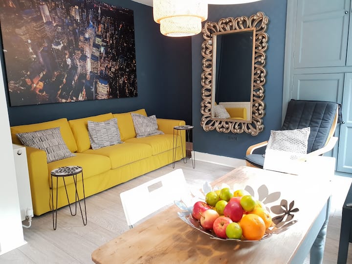 The Dream House, Sleeps 8 - Beaumaris