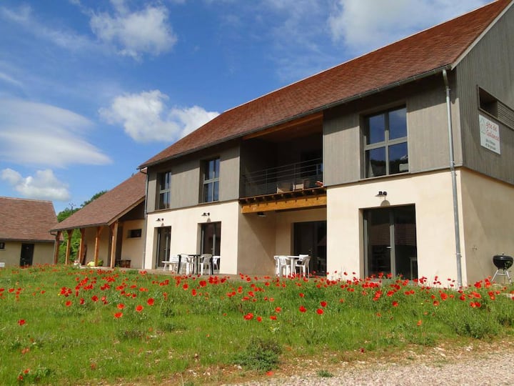 Grand Gîte De Groupe Pour 15 Ou 20 Personnes - Lot