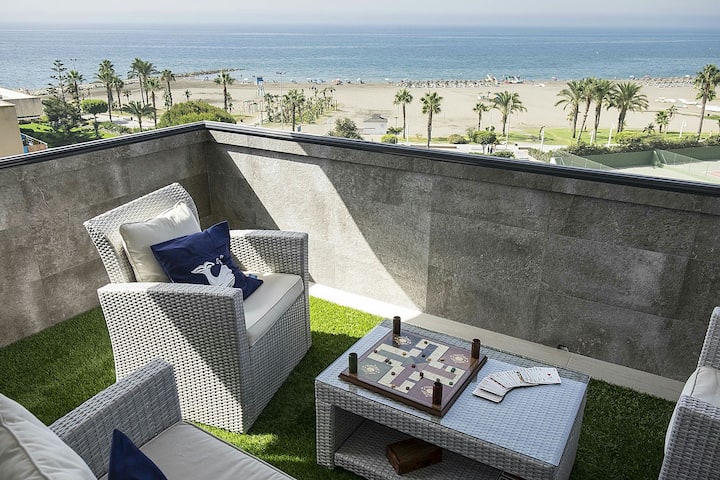 Your Nice Sea Front Familiar Apartment - Rincón de la Victoria