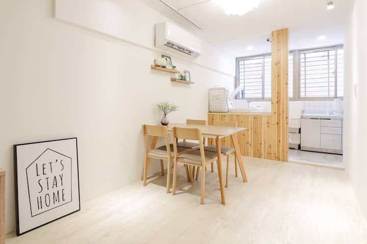 Double Room L3@mrt Center Station(line 1 & Line 3) - Taipei