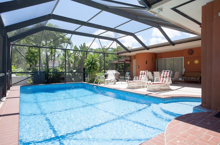Charming Home With Heated Pool - Zoo Miami, Miami