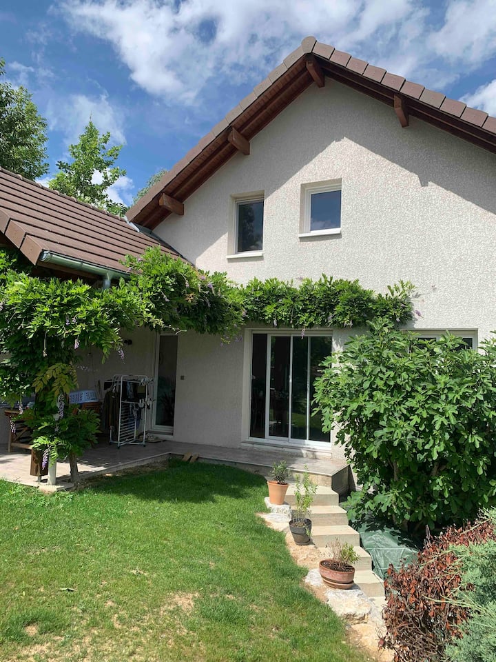 Agréable Maison Au Calme Entrelacs - Rumilly