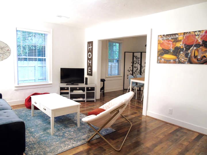 Cozy, Bright & 10 Mins To Downtown Charleston! - Charleston, SC