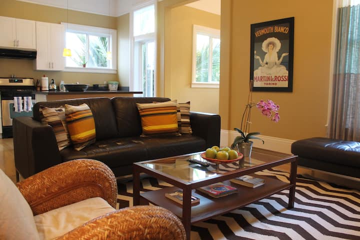 Beautiful 3 Bedroom Apartment - San Francisco, CA