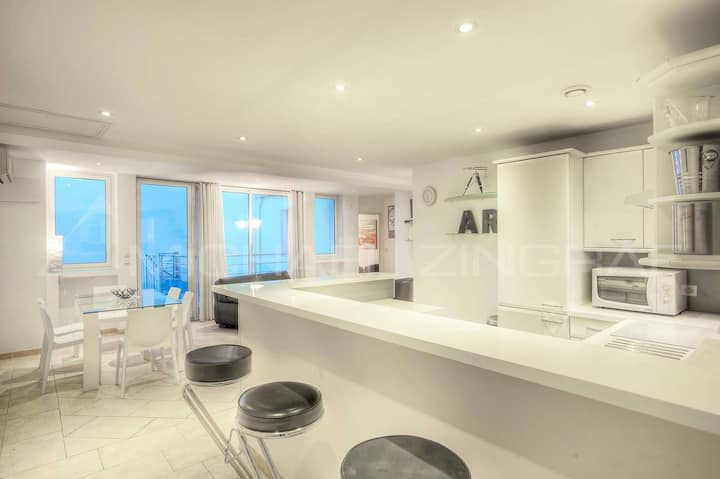 Appartement 28 Rue D'antibes 100m2  Terrasse 12m2 - Cannes