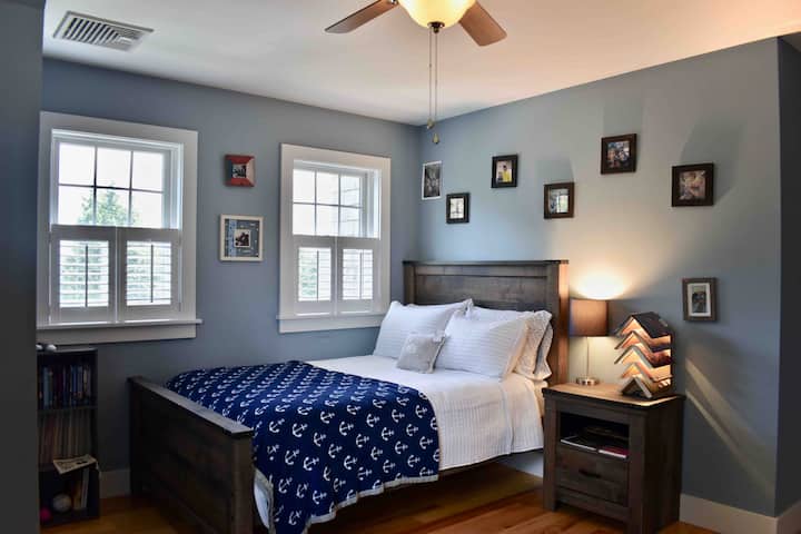 The Farm To Shore Home - Little Compton