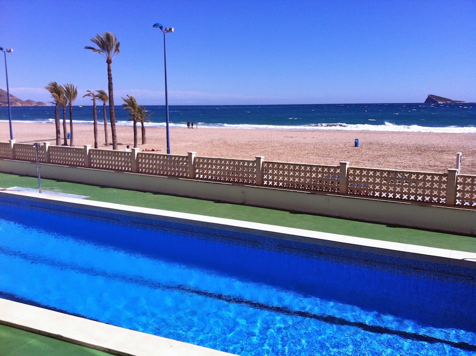 Benidorm Beachfront Holiday Rentals - Valencian Community, Spain | Airbnb