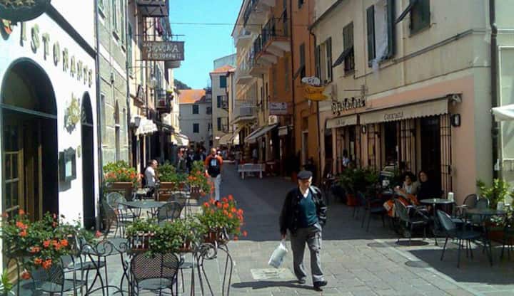 Appartamento Con Giardino A Spotorno 009057lt0276 - Spotorno