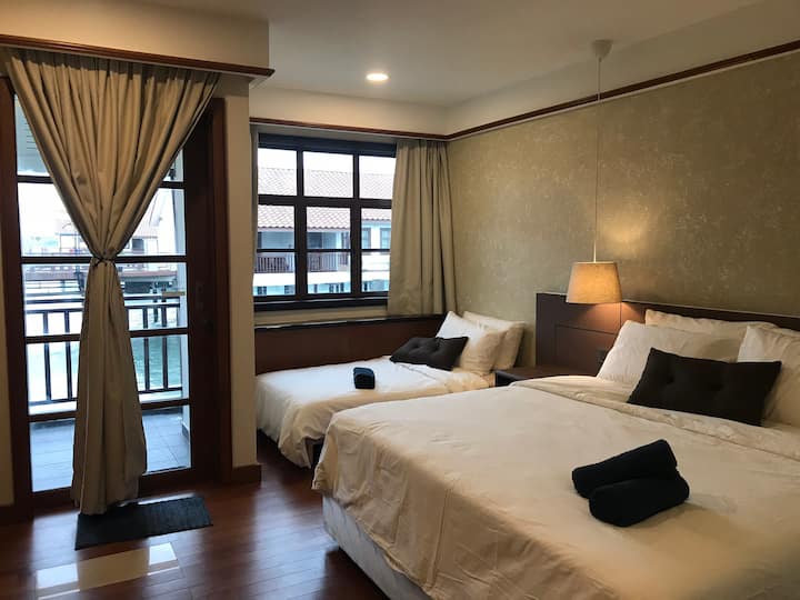 21 Chalets In Port-Dickson