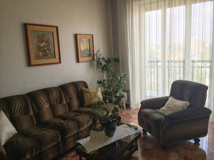 Wide & Stylish Apartment Near Center - Turin
