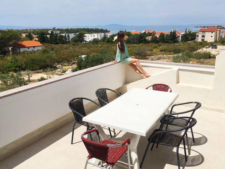 Great Location Near Zrce For 16 - Novalja