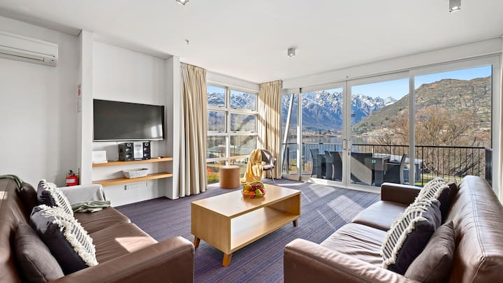 Marina Quarters 406b | Waterfront Views - Queenstown