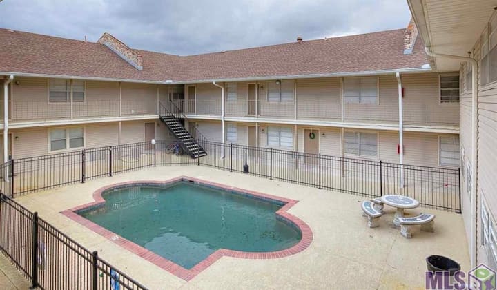 Cozy 2b 1b Condo Near Lsu - Baton Rouge, LA