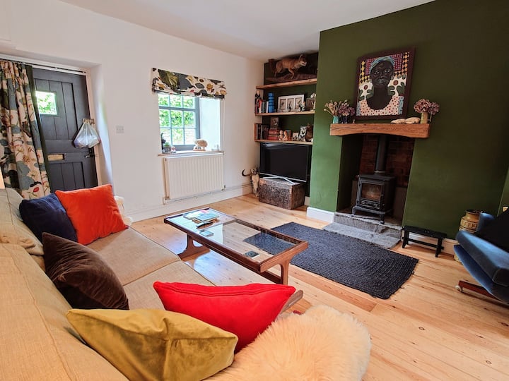 Cosy Welsh Town Cottage - Brecon