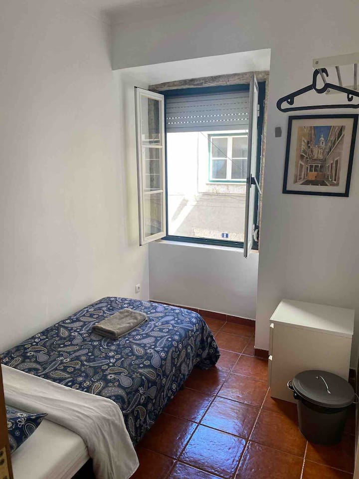 Catedral Sé (Downtown Room) - Lisboa