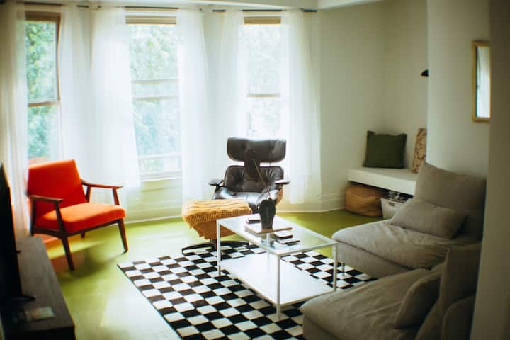Lovely 3 Bedroom In Historic Woodbridge. - Detroit, MI