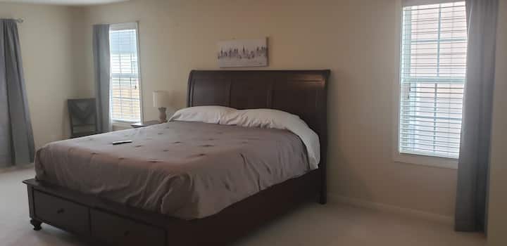 Cozy Room/airport Pickup And Rental Car Available. - Buford, GA