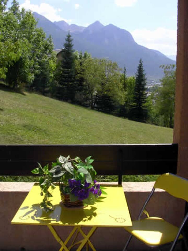 Apartment, Direkte Südlage, Gartenzugang, Freier Ausblick - Briançon