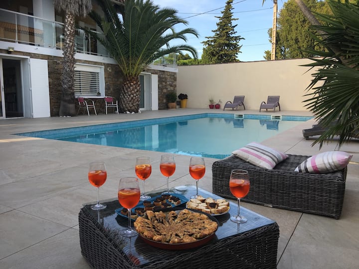 Maison De Caractère Avec Piscine Et Proche Mer - Martigues