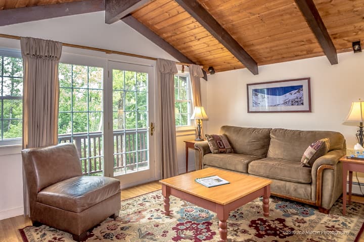 Abbott Brook Chalet (Unit A) - Conway, NH