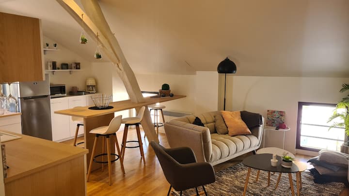 Le Petit Boudoir
En Plein Cœur Du Centre Ville De Souillac, Sur La Place De La Halle Et Son Marché - Souillac