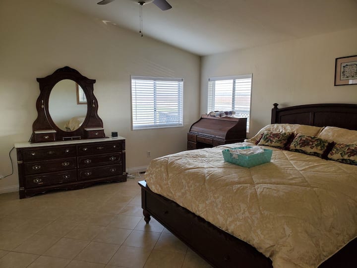 Willows Inn Cottage - マンティーカ, CA