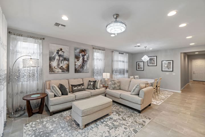 Cozy 4 Bedroom Home In The Heart Of Casa Grande - Casa Grande, AZ