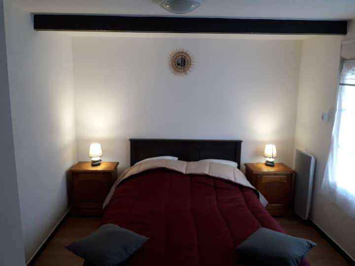Gite Des Pins Pour 3 Et 4 Personnes - Aumale