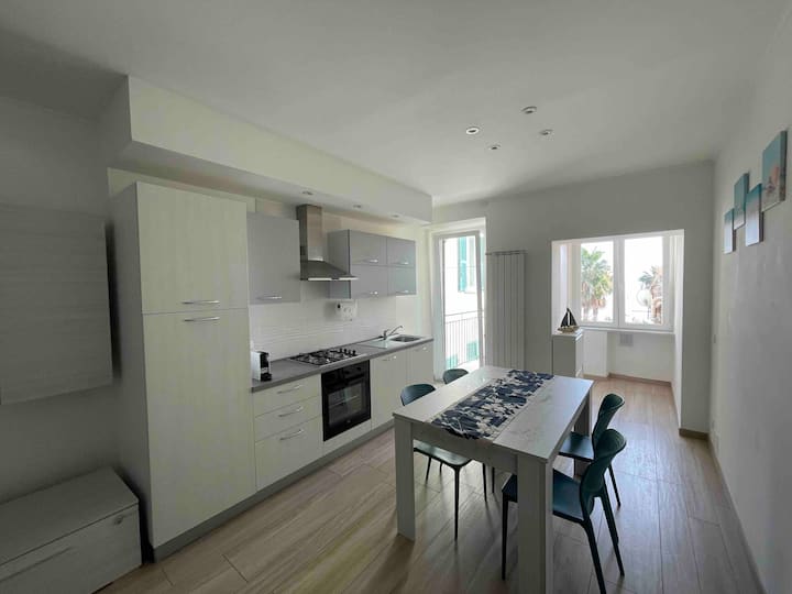 Casa A-mare - Varazze