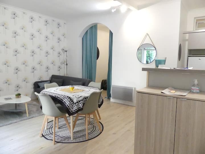 Appt Centre Ville Nimes - ibis Styles Nimes Gare Centre