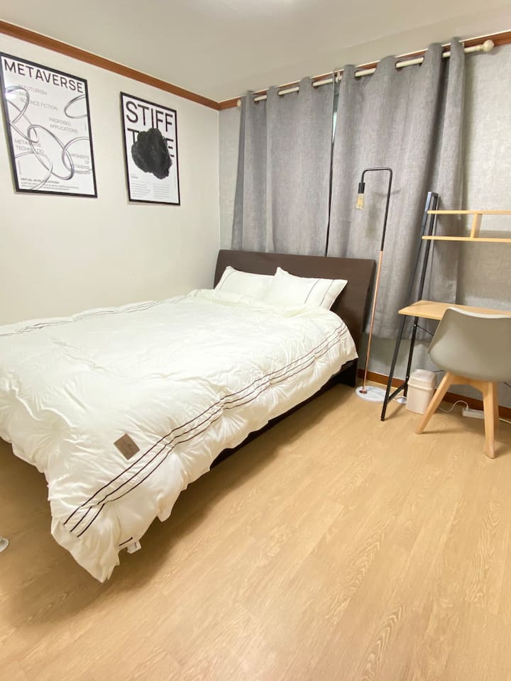 Yeonhee House 3room,4big Beds, Clothes Dryer - Seúl