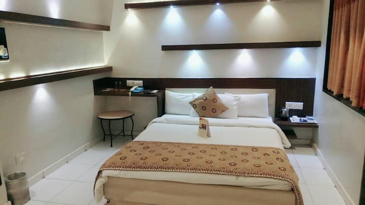 Hotel Prithvi - アフマダーバード