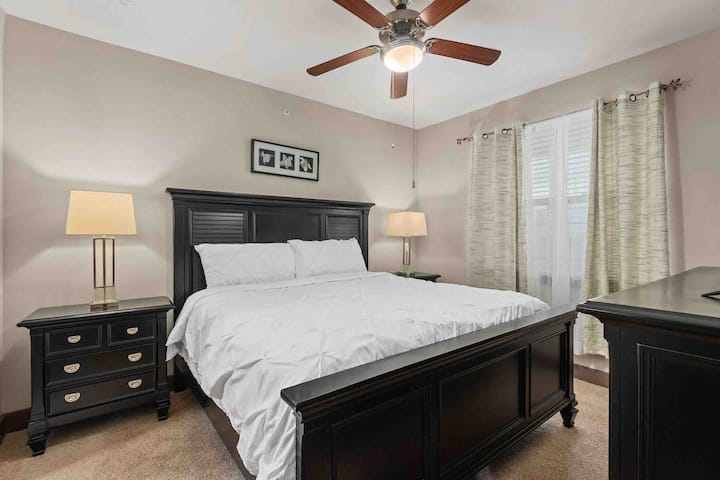 Galleria & Medical Center View Luxury Apartment - Houston, TX