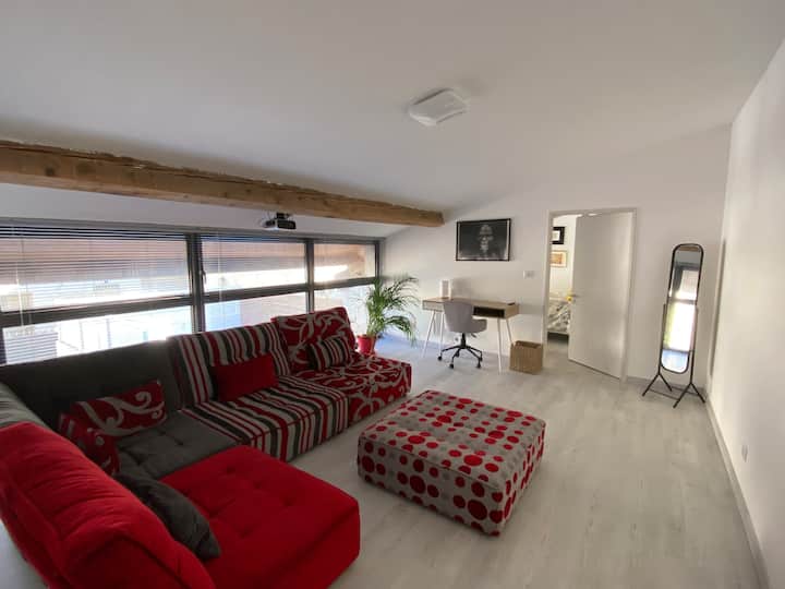Superbe Duplex Tout Equipé - Béziers