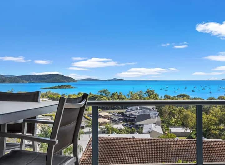 Nautical Horizon Apartment - Stunning Ocean Views - Whitsundays