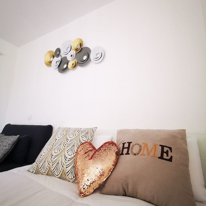 Studio Cozy Refait à Neuf Au Cœur De Saint Raphaël - Saint-Raphaël